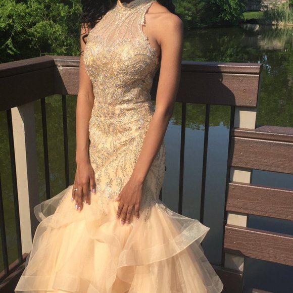 Sherri Hill | Dresses | Gold Bodycon Prom Dress | Poshmark
